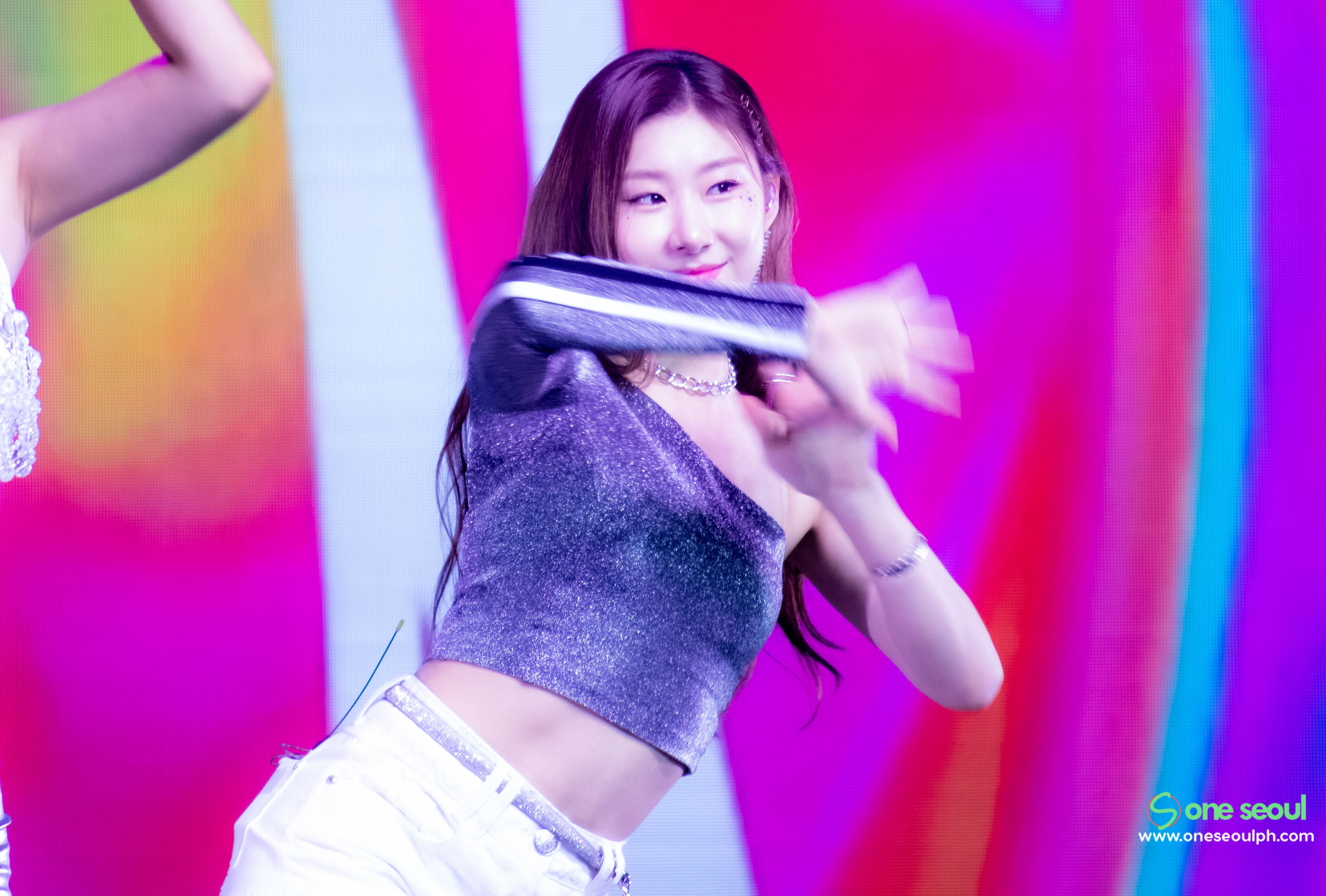 [PHOTOS] ITZY Premiere Showcase &'ITZY? ITZY!' in Manila - One Seoul